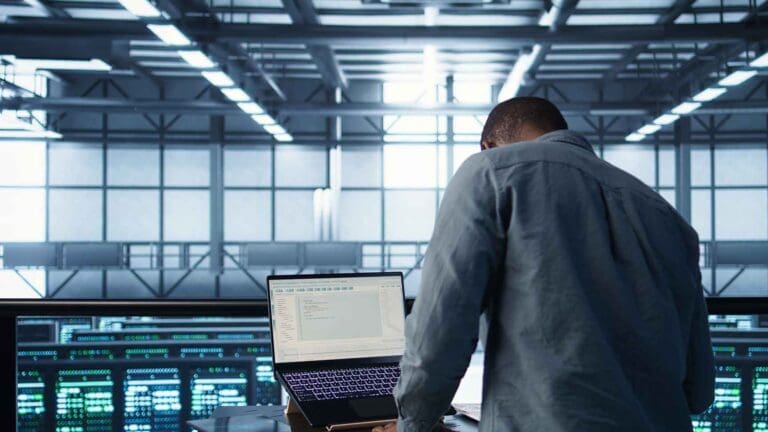 Apa Itu Server? Pengertian, Definisi, Contoh dan Fungsi